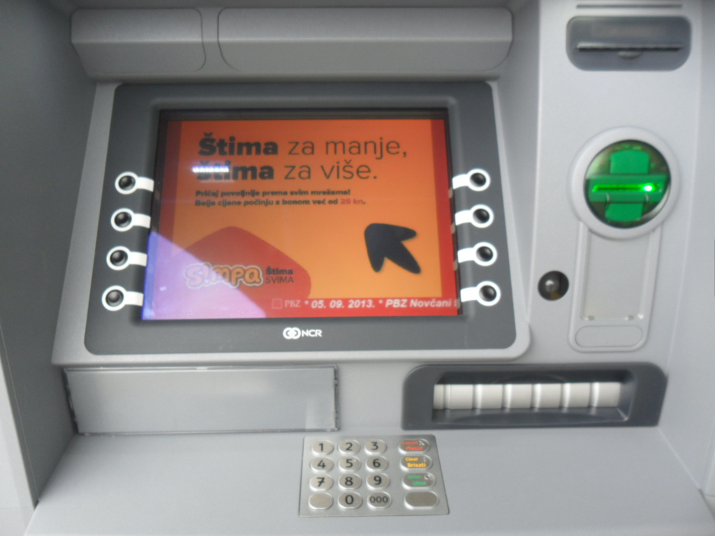 PBZ KONAČNO POSTAVIO NOVI BANKOMAT U CENTRU GRADA – Muralist.hr