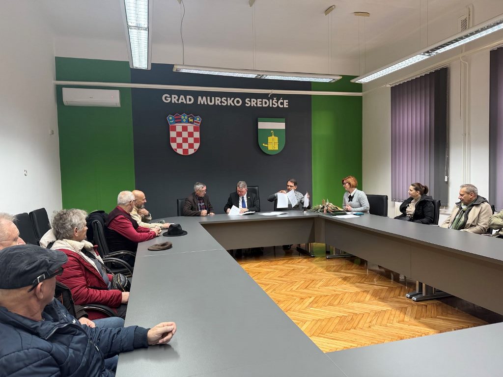 Gradonačelnik Dražen Srpak potpisao ugovore za sufinanciranje izrade ...